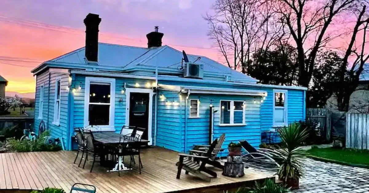 York Cove Cottage